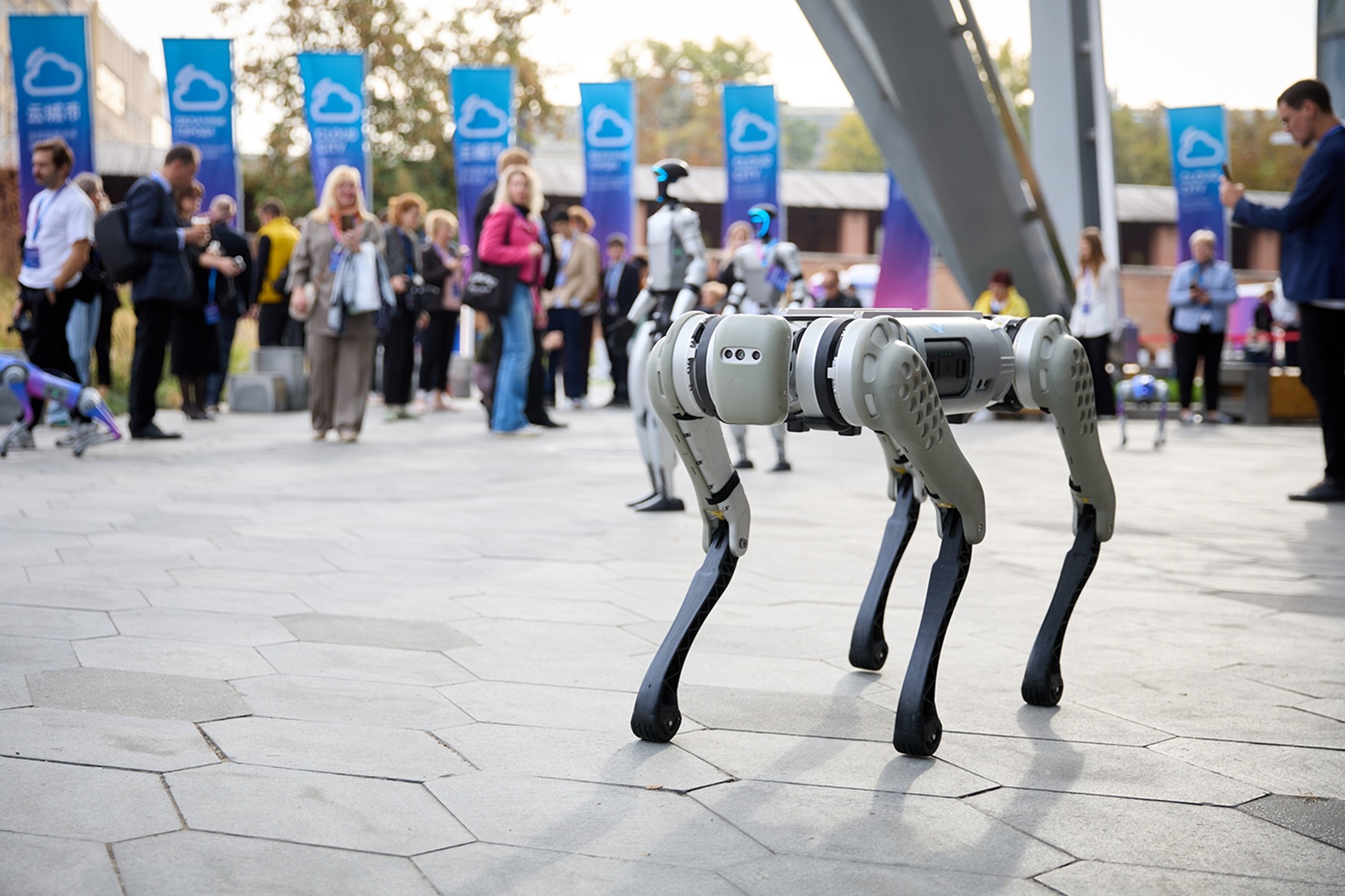 منتدى "المدن السحابية" يرسم ملامح مدن المستقبل بالذكاء الاصطناعي والروبوتات في موسكو - Techno fin